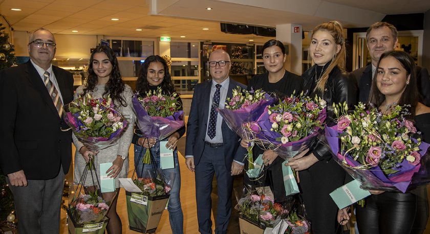 Wereldkampioenen gehuldigd door wethouder John van Engelen - De ...